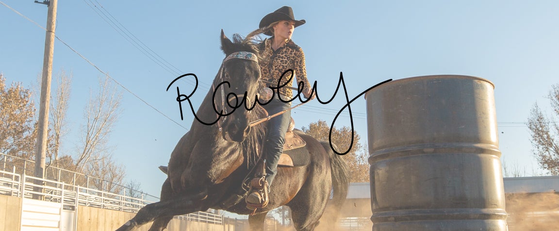 Sponsored Rider Renae Cowley - Riding Warehouse