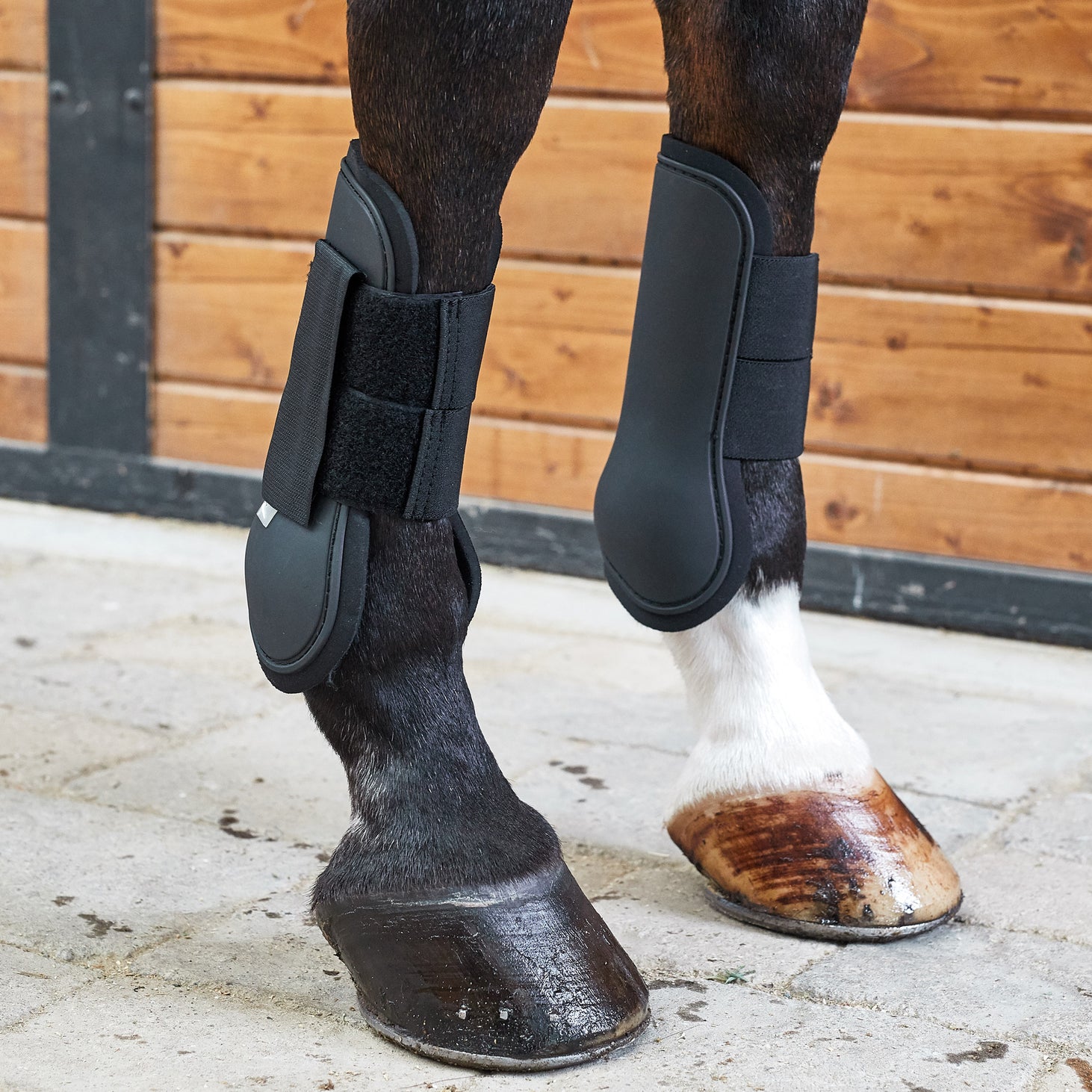 Horze Chicago Open Front Tendon Horse Boots | Riding Warehouse