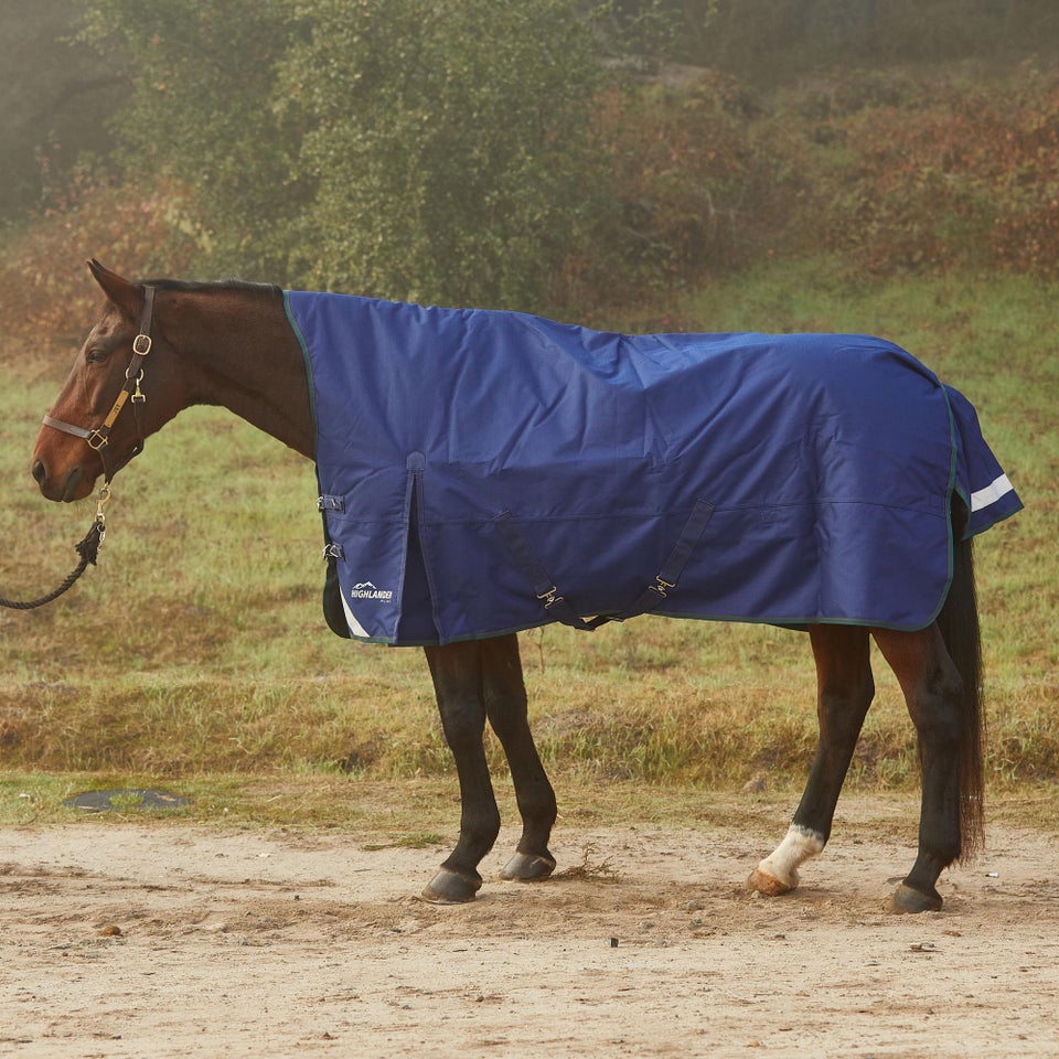 Shires Highlander Plus High Neck Turnout Blanket 200g | Riding Warehouse