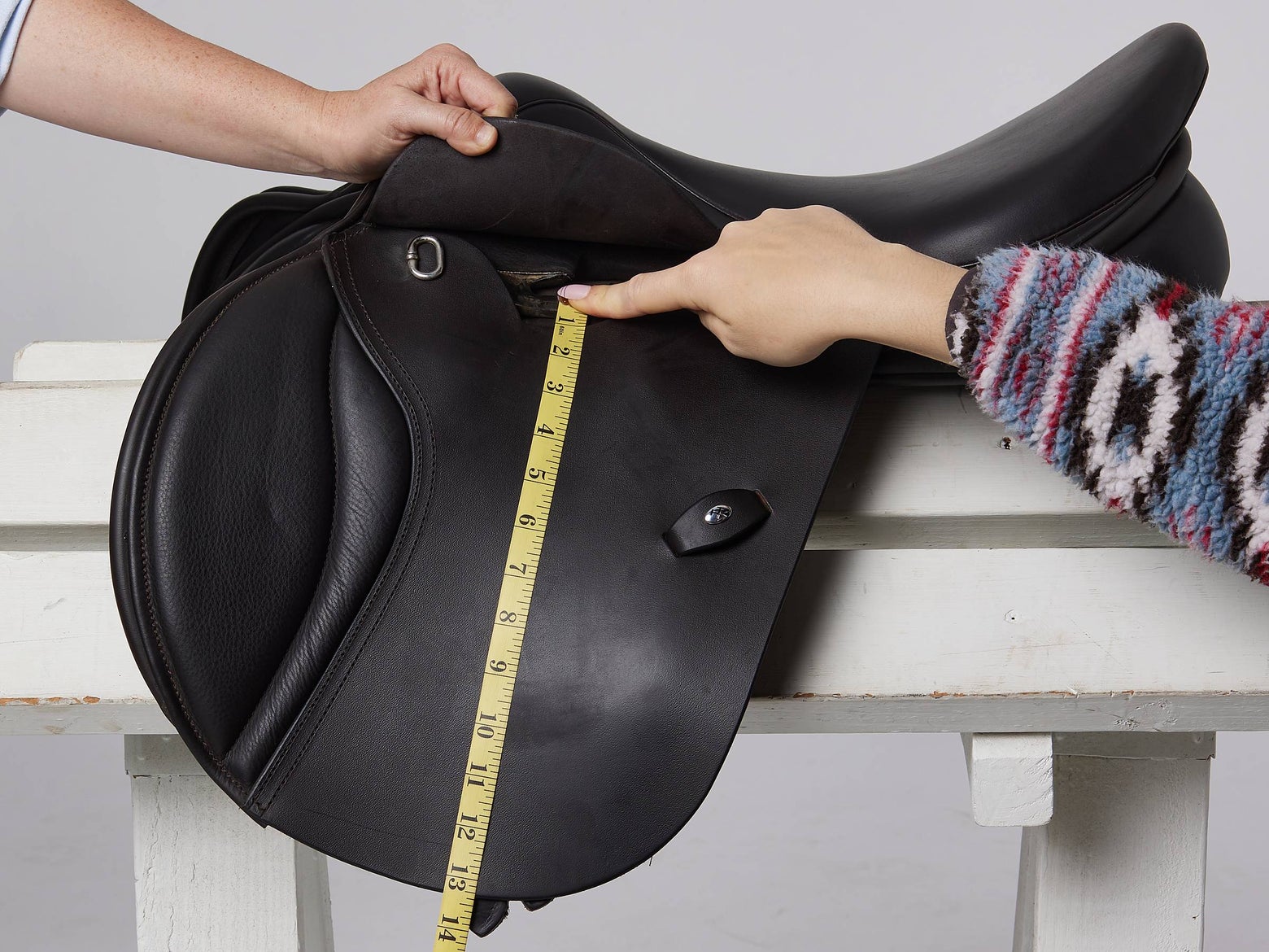How to Measure English, Western, & Endurance Saddles | Riding Warehouse