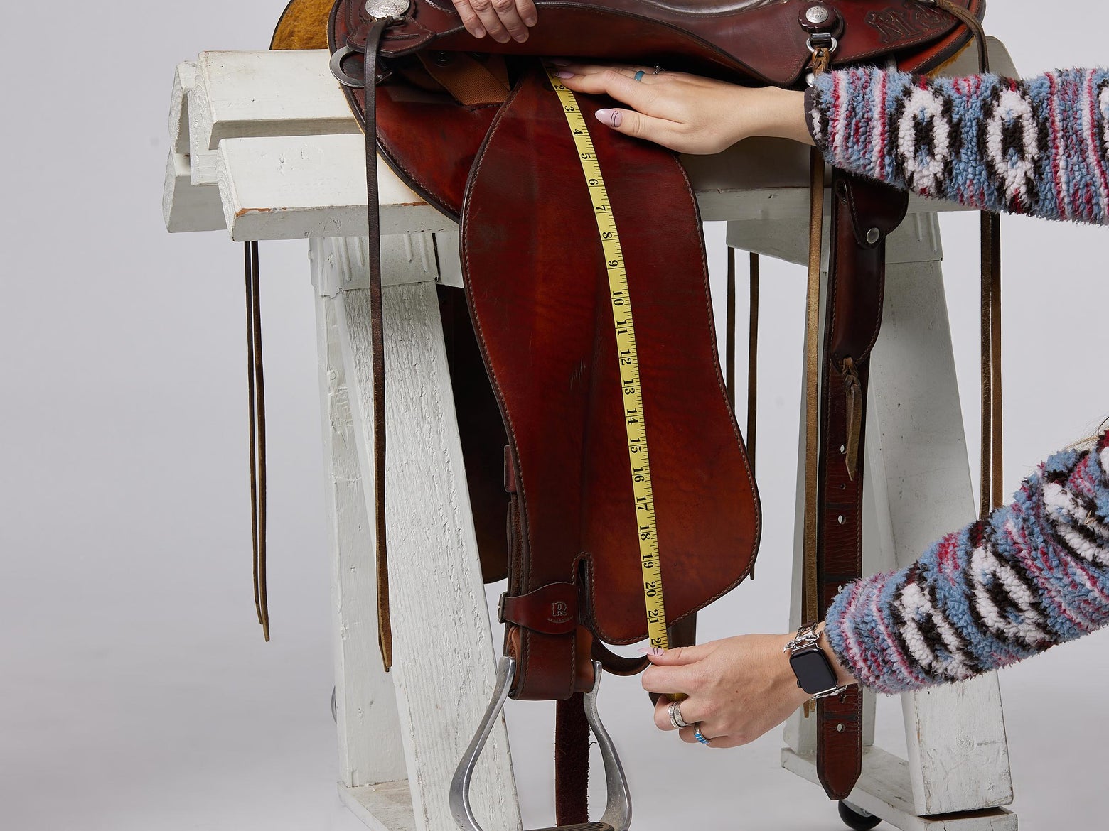 How to Measure English, Western, & Endurance Saddles | Riding Warehouse
